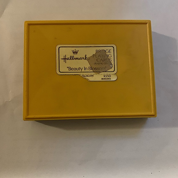 Hallmark | Games | Vintage Hallmark 2 Deck Bridge Playing Cards Beauty ...